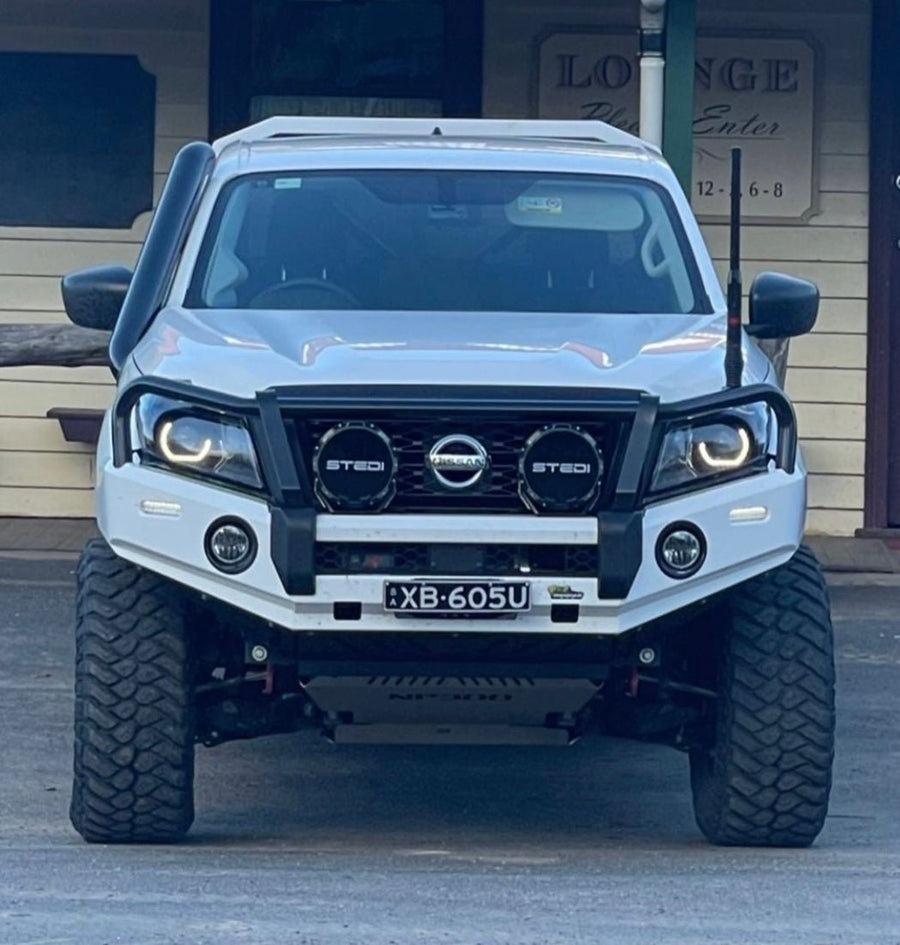 Nissan Navara Np300