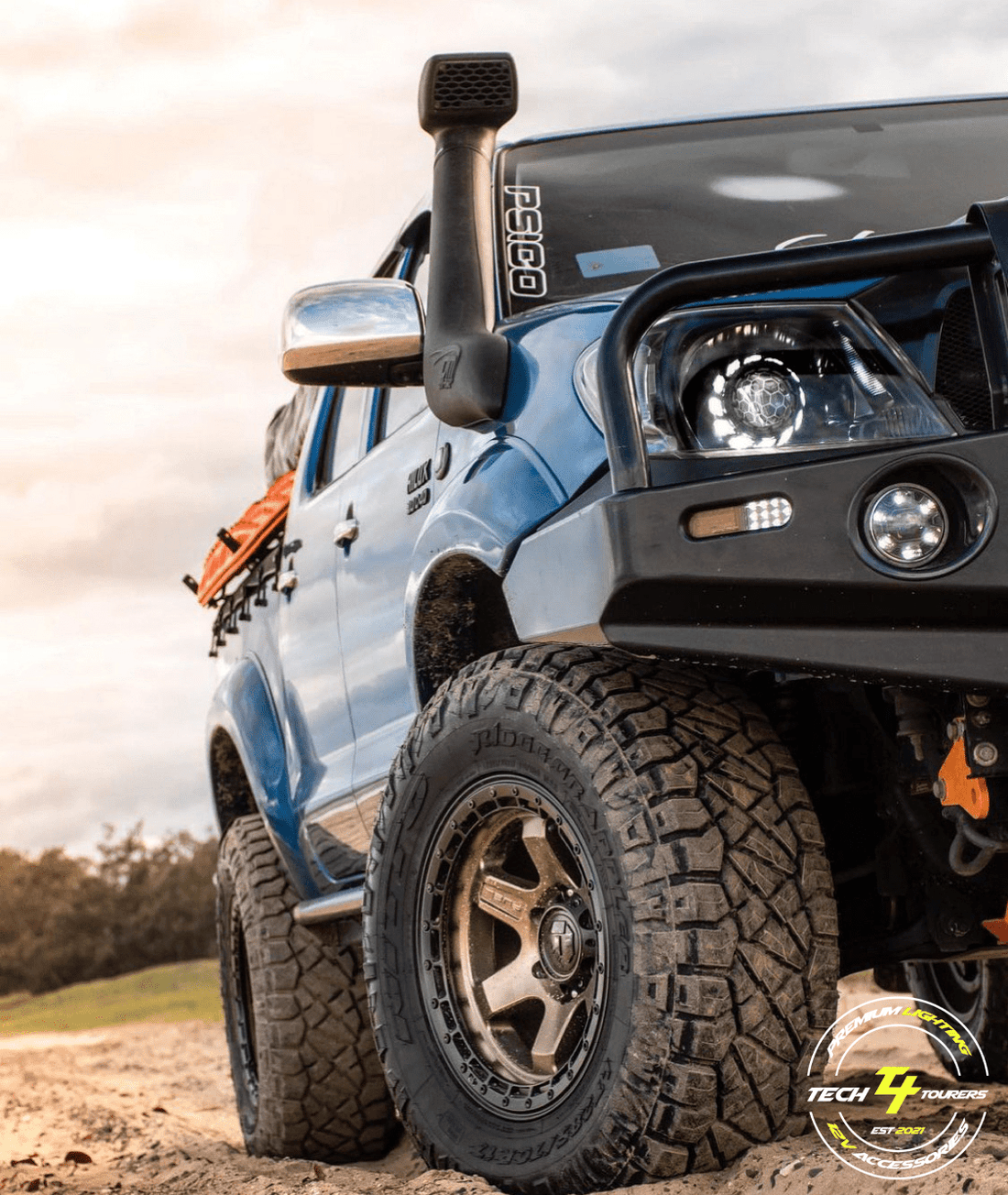 Toyota Hilux N70 Pre facelift Projector/Custom Headlights